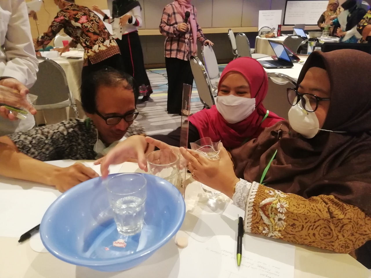 Training On Integrating Computational Thinking Into Science Learning To Support Merdeka Belajar